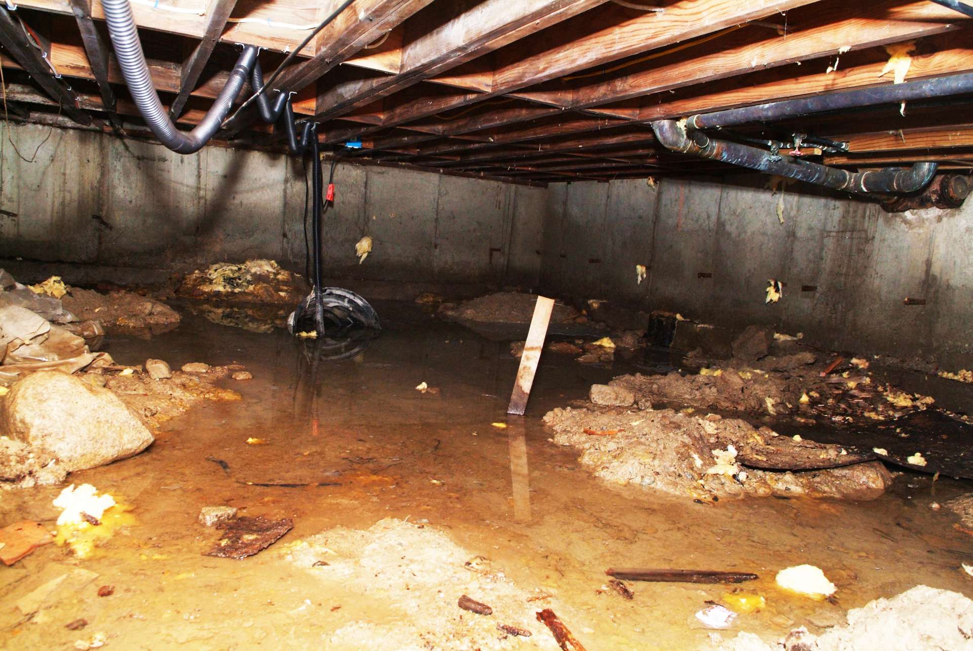 Crawl Space Encapsulation Knoxville, TN